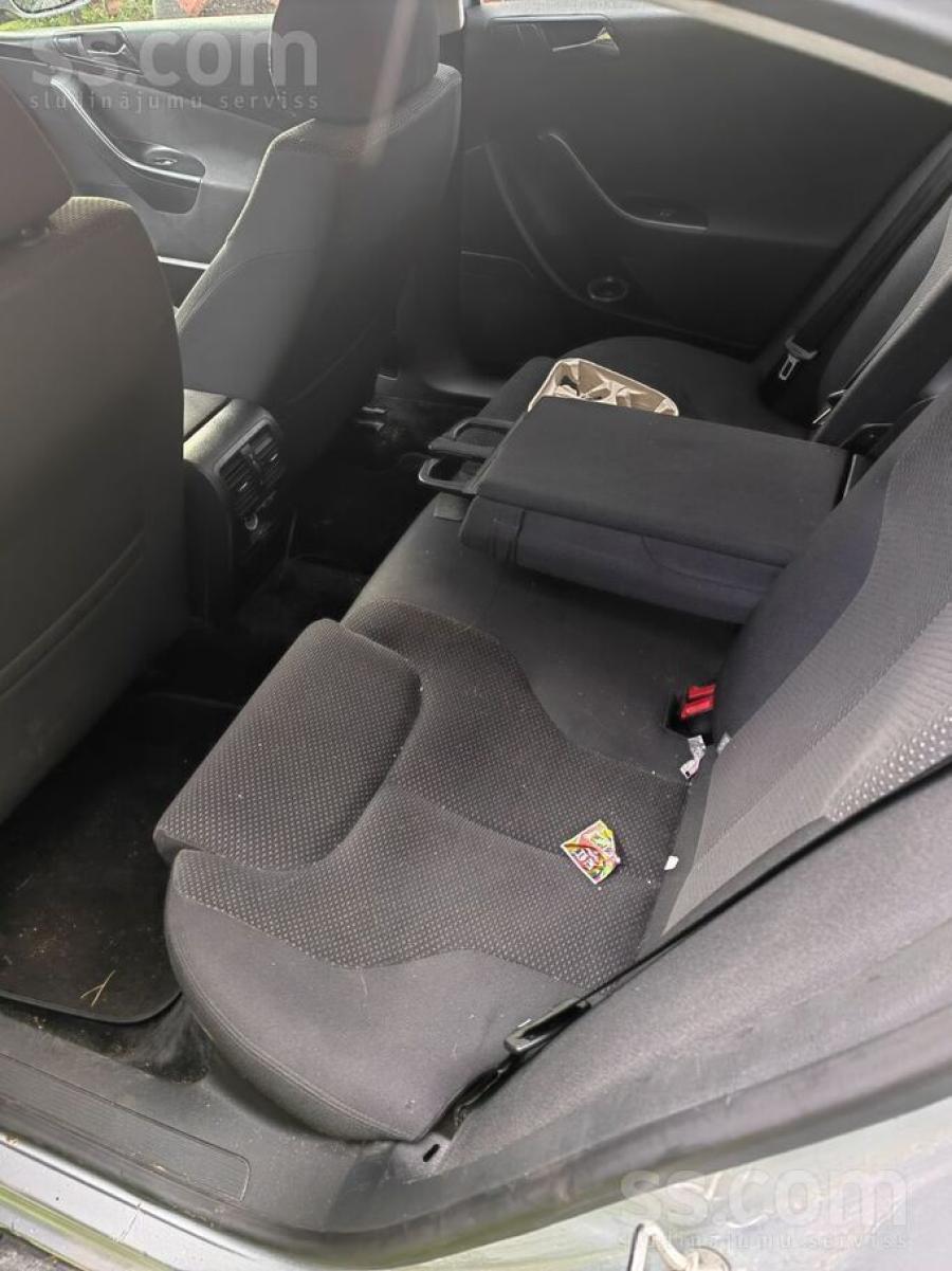 Volkswagen Passat B5 2005 in Riga, with an engine capacity of 2.00 L and mileage of 242 thousand km for 650 €, photo 13 on AUTOMOTO.COM.LV