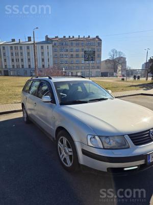 Volkswagen Passat B5 1999 Rīga, ar dzinēja tilpumu 2.50 L un nobraukumu 330 tūkst. km par 850 €, foto 2 vietnē AUTOMOTO.COM.LV