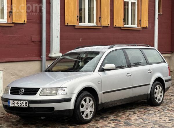 Volkswagen Passat B5 2000 Jelgava, ar dzinēja tilpumu 1.90 L un nobraukumu 325 tūkst. km par 850 €, foto 4 vietnē AUTOMOTO.COM.LV