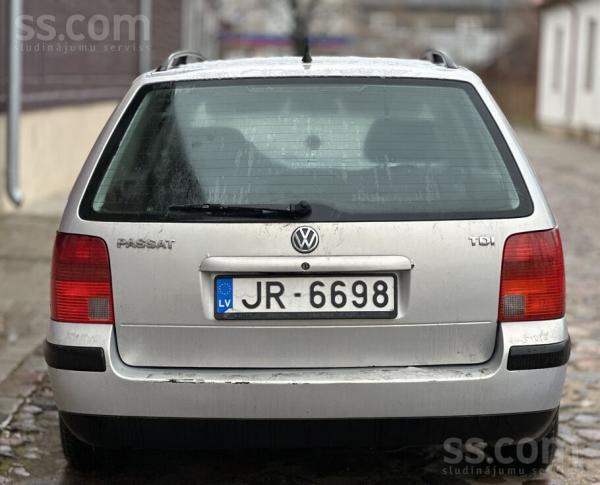 Volkswagen Passat B5 2000 Jelgava, ar dzinēja tilpumu 1.90 L un nobraukumu 325 tūkst. km par 850 €, foto 6 vietnē AUTOMOTO.COM.LV