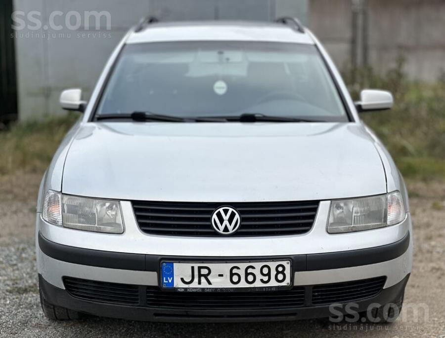 Volkswagen Passat B5 2000 in Jelgava, with an engine capacity of 1.90 L and mileage of 325 thousand km for 1100 €, photo 4 on AUTOMOTO.COM.LV