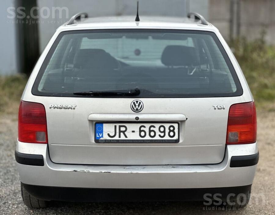 Volkswagen Passat B5 2000 in Jelgava, with an engine capacity of 1.90 L and mileage of 325 thousand km for 1100 €, photo 6 on AUTOMOTO.COM.LV