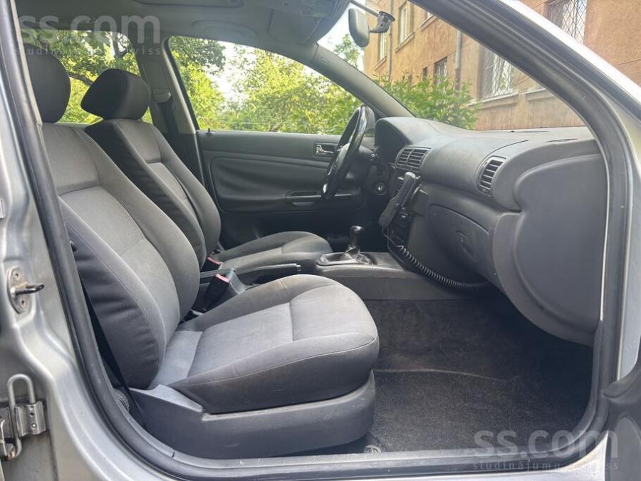 Volkswagen Passat B5 2004 in Riga, with an engine capacity of 1.90 L and mileage of 383 thousand km for 2690 €, photo 13 on AUTOMOTO.COM.LV