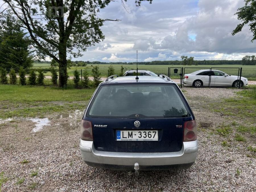 Volkswagen Passat B5 2005 in Bauska, with an engine capacity of 1.90 L and mileage of 467 thousand km for 899 €, photo 5 on AUTOMOTO.COM.LV