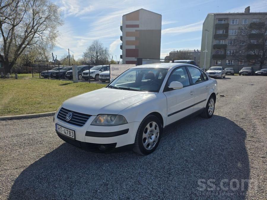 Balts Volkswagen Passat B5 2004 Ventspils, ar dzinēja tilpumu 1.90 L un nobraukumu 352 tūkst. km par 1350 €, foto 1 vietnē AUTOMOTO.COM.LV
