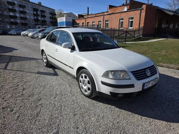 White Volkswagen Passat B5 2004 in Ventspils, with an engine capacity of 1.90 L and mileage of 352 thousand km for 1350 €, photo 3 on AUTOMOTO.COM.LV
