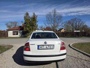 Белый Фольксваген Пассат Б5 2004 в Вентспилс, объемом двигателя 1.90 л и пробегом 352 тыс. км за 1350 €, фото 8 на AUTOMOTO.COM.LV