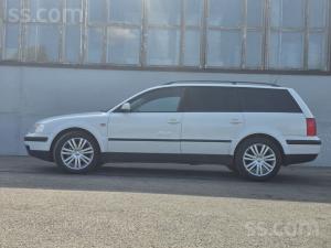 White Volkswagen Passat B5 2000 in Bauska, with an engine capacity of 1.90 L and mileage of 331 thousand km for 1500 €, photo 3 on AUTOMOTO.COM.LV
