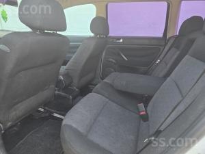 White Volkswagen Passat B5 2000 in Bauska, with an engine capacity of 1.90 L and mileage of 331 thousand km for 1500 €, photo 10 on AUTOMOTO.COM.LV