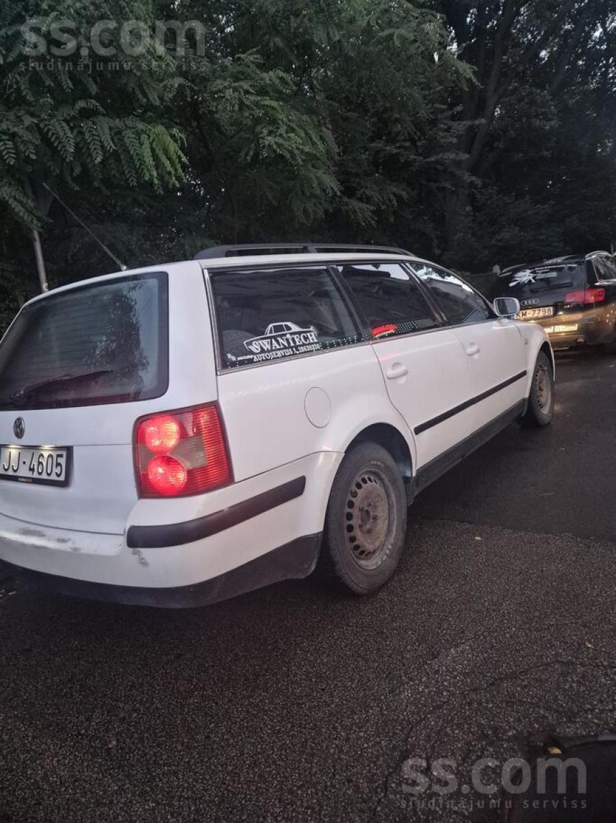 Balts Volkswagen Passat B5 2002 Rīga, ar dzinēja tilpumu 1.90 L un nobraukumu 321 tūkst. km par 1200 €, foto 3 vietnē AUTOMOTO.COM.LV