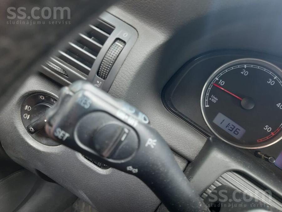 Balts Volkswagen Passat B5 2004 Daugavpils, ar dzinēja tilpumu 2.00 L un nobraukumu 0 tūkst. km par 2100 €, foto 13 vietnē AUTOMOTO.COM.LV