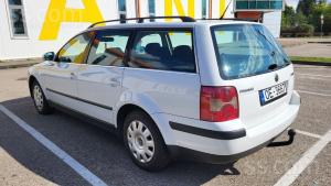 Balts Volkswagen Passat B5 2004 Daugavpils, ar dzinēja tilpumu 2.00 L un nobraukumu 275 tūkst. km par 2500 €, foto 5 vietnē AUTOMOTO.COM.LV