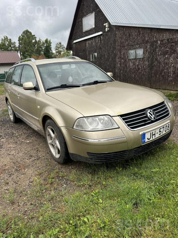 Yellow Volkswagen Passat B5 2001 in Gulbene, with an engine capacity of 2.50 L and mileage of 315 thousand km for 1000 €, photo 2 on AUTOMOTO.COM.LV