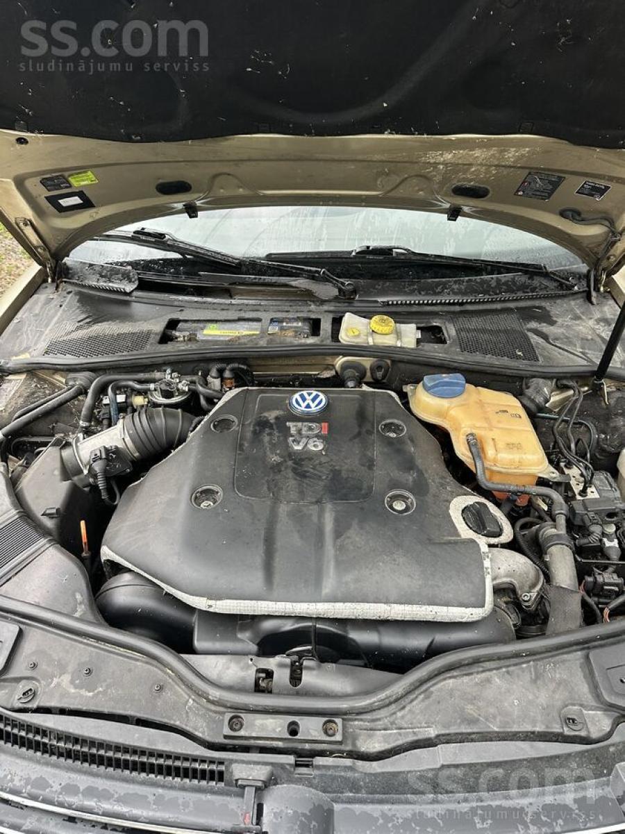 Dzeltens Volkswagen Passat B5 2001 Gulbene, ar dzinēja tilpumu 2.50 L un nobraukumu 315 tūkst. km par 1000 €, foto 10 vietnē AUTOMOTO.COM.LV