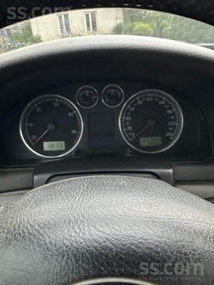 Dzeltens Volkswagen Passat B5 2001 Gulbene, ar dzinēja tilpumu 2.50 L un nobraukumu 315 tūkst. km par 1000 €, foto 11 vietnē AUTOMOTO.COM.LV