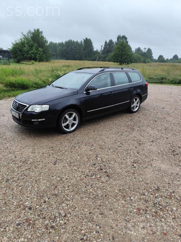 Black Volkswagen Passat B6 2006 in Kuldiga, with an engine capacity of 1.90 L and mileage of 390 thousand km for 1450 €, photo 1 on AUTOMOTO.COM.LV