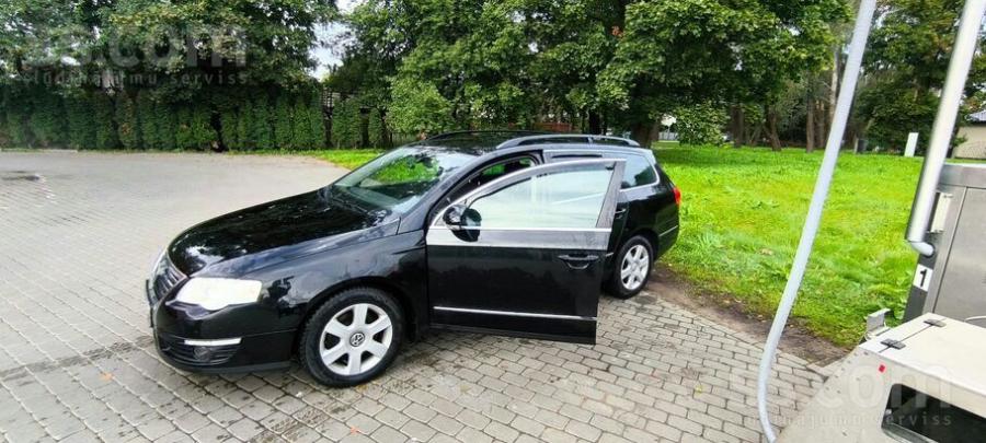 Melns Volkswagen Passat B6 2008 Rīga, ar dzinēja tilpumu 2.00 L un nobraukumu 312 tūkst. km par 1890 €, foto 3 vietnē AUTOMOTO.COM.LV