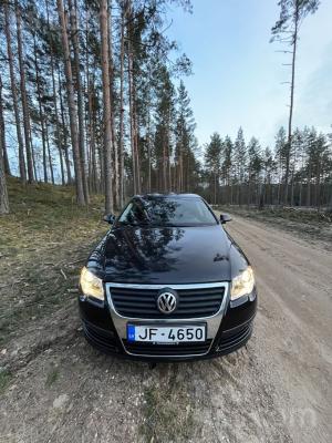 Black Volkswagen Passat B6 2005 in Daugavpils, with an engine capacity of 2.00 L and mileage of 388 thousand km for 1500 €, photo 5 on AUTOMOTO.COM.LV