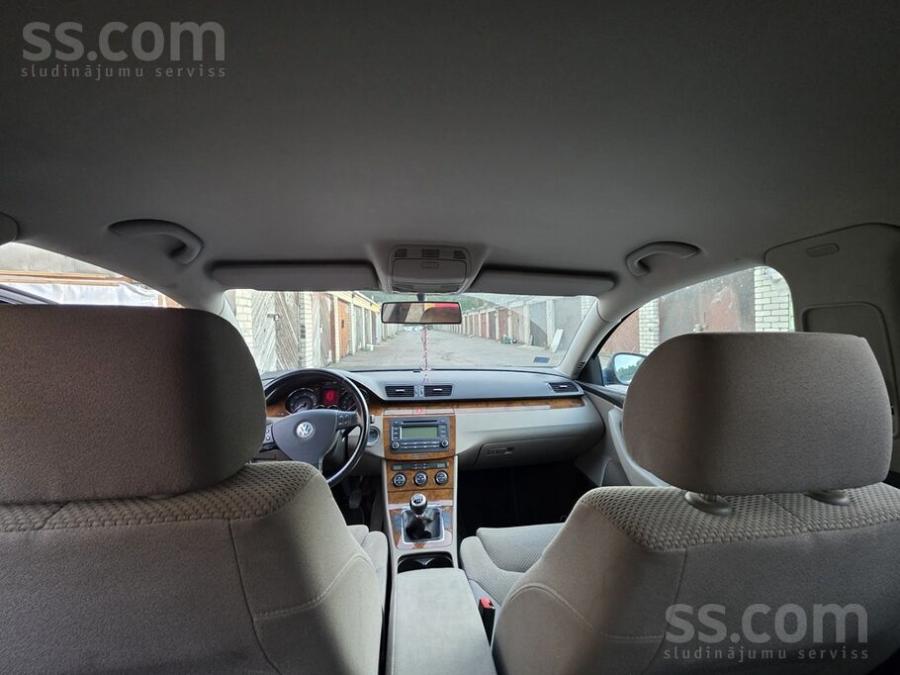 Black Volkswagen Passat B6 2005 in Riga, with an engine capacity of 2.00 L and mileage of 188 thousand km for 2300 €, photo 6 on AUTOMOTO.COM.LV