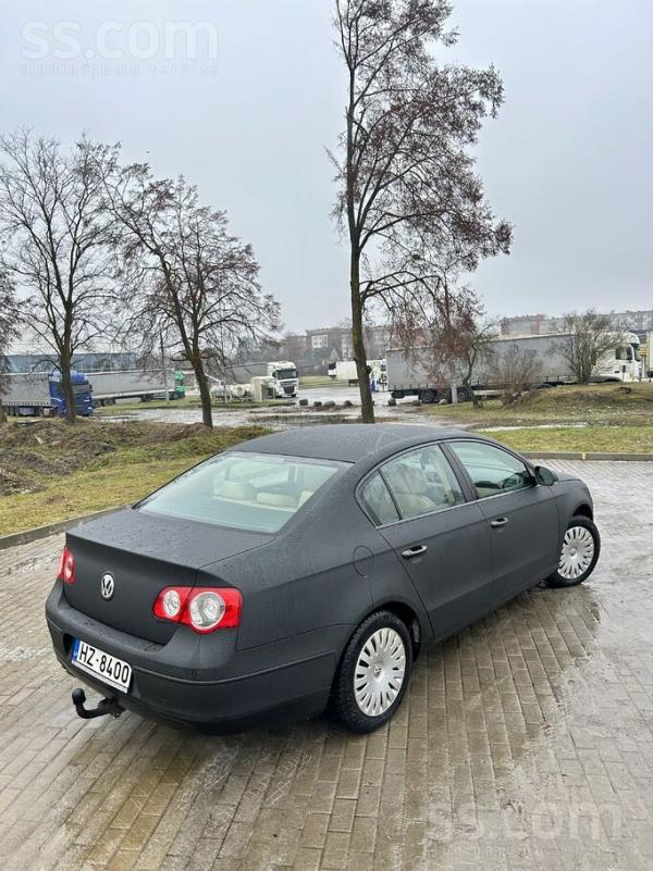 Melns Volkswagen Passat B6 2005 Rēzekne, ar dzinēja tilpumu 2.00 L un nobraukumu 418 tūkst. km par 1500 €, foto 2 vietnē AUTOMOTO.COM.LV