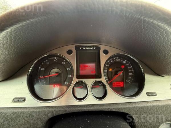 Черный Фольксваген Пассат Б6 2005 в Краслава, объемом двигателя 1.90 л и пробегом 229 тыс. км за 900 €, фото 9 на AUTOMOTO.COM.LV