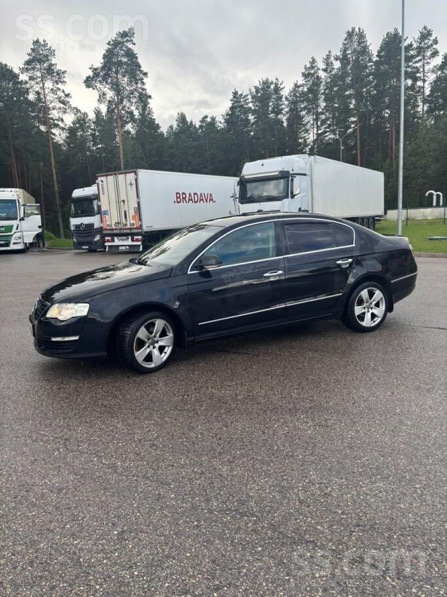 Black Volkswagen Passat B6 2005 in Kraslava, with an engine capacity of 1.90 L and mileage of 229 thousand km for 1650 €, photo 8 on AUTOMOTO.COM.LV