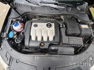 Black Volkswagen Passat B6 2005 in Kraslava, with an engine capacity of 1.90 L and mileage of 229 thousand km for 1650 €, photo 11 on AUTOMOTO.COM.LV