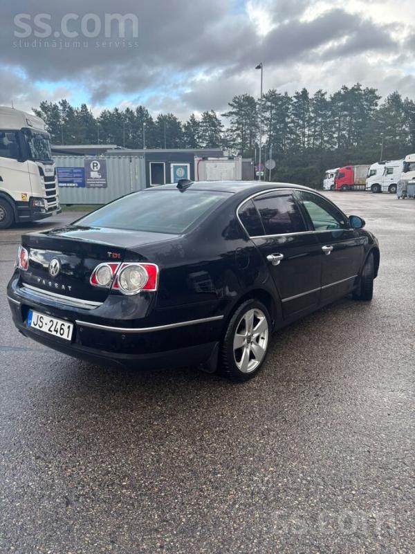 Melns Volkswagen Passat B6 2005 Krāslava, ar dzinēja tilpumu 1.90 L un nobraukumu 229 tūkst. km par 1650 €, foto 3 vietnē AUTOMOTO.COM.LV