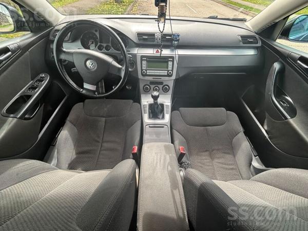 Melns Volkswagen Passat B6 2005 Krāslava, ar dzinēja tilpumu 1.90 L un nobraukumu 229 tūkst. km par 1650 €, foto 10 vietnē AUTOMOTO.COM.LV