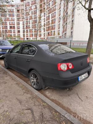 Черный Фольксваген Пассат Б6 2006 в Рига, объемом двигателя 2.00 л и пробегом 320 тыс. км за 800 €, фото 3 на AUTOMOTO.COM.LV