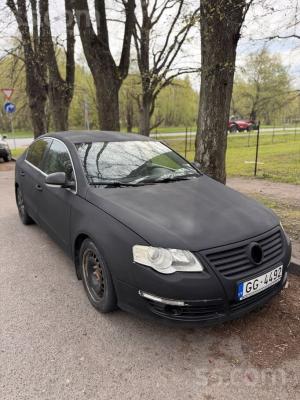 Черный Фольксваген Пассат Б6 2006 в Рига, объемом двигателя 2.00 л и пробегом 320 тыс. км за 800 €, фото 5 на AUTOMOTO.COM.LV