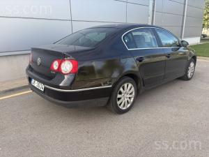 Black Volkswagen Passat B6 2006 in Riga, with an engine capacity of 2.00 L and mileage of 330 thousand km for 890 €, photo 3 on AUTOMOTO.COM.LV