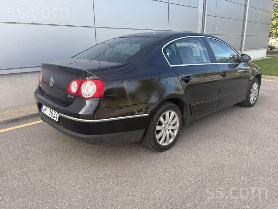 Black Volkswagen Passat B6 2006 in Riga, with an engine capacity of 2.00 L and mileage of 330 thousand km for 890 €, photo 3 on AUTOMOTO.COM.LV