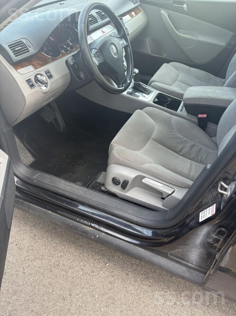 Black Volkswagen Passat B6 2006 in Riga, with an engine capacity of 2.00 L and mileage of 330 thousand km for 890 €, photo 7 on AUTOMOTO.COM.LV