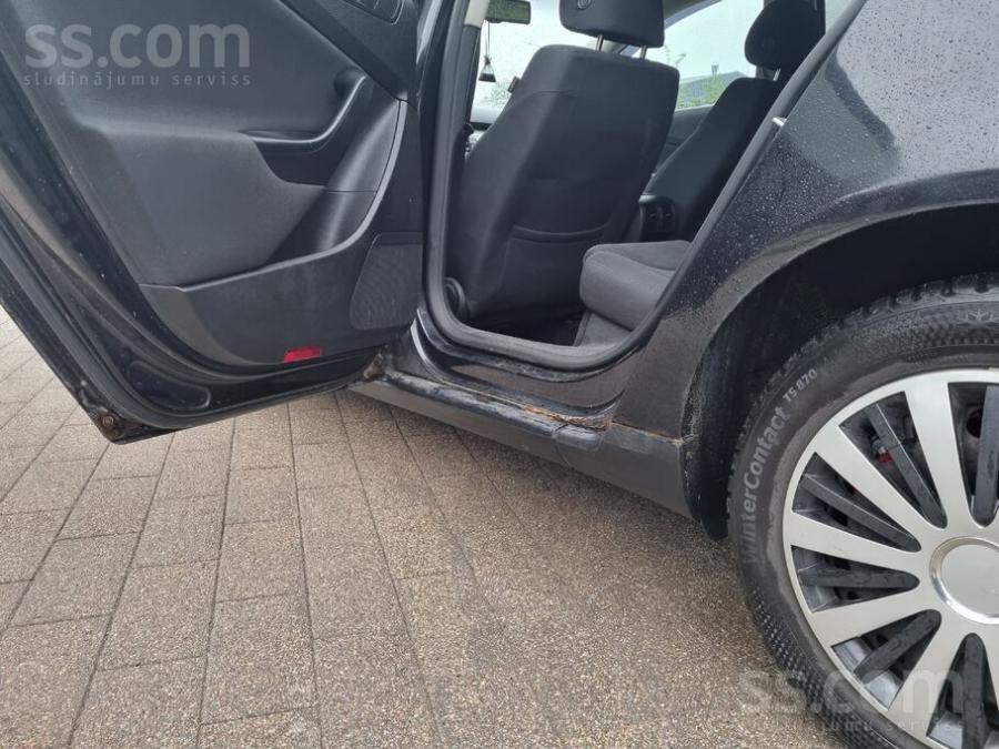 Melns Volkswagen Passat B6 2007 Dobele, ar dzinēja tilpumu 2.00 L un nobraukumu 409 tūkst. km par 1100 €, foto 11 vietnē AUTOMOTO.COM.LV