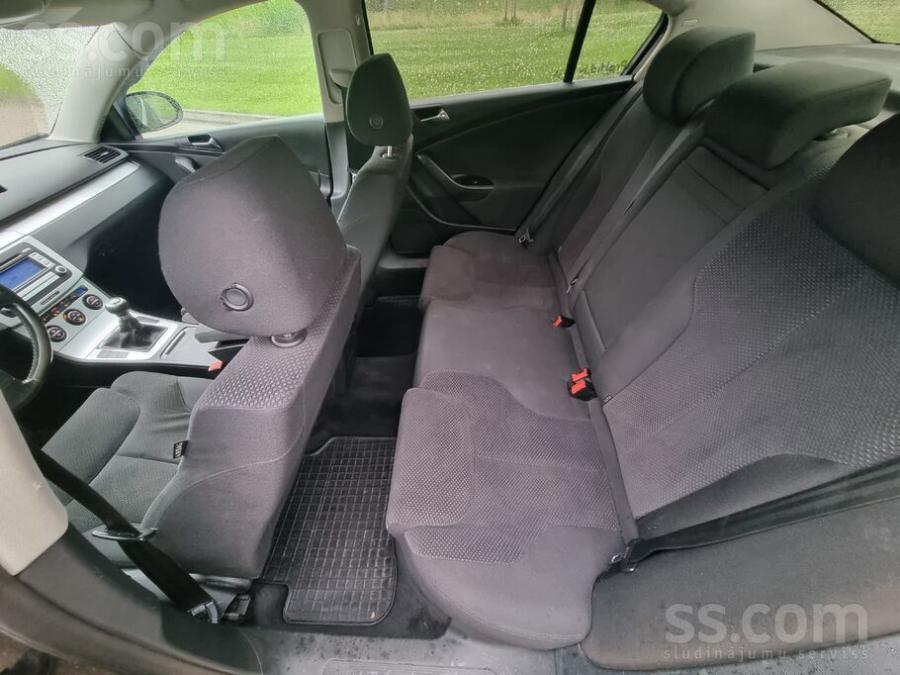Melns Volkswagen Passat B6 2007 Dobele, ar dzinēja tilpumu 2.00 L un nobraukumu 409 tūkst. km par 1100 €, foto 19 vietnē AUTOMOTO.COM.LV