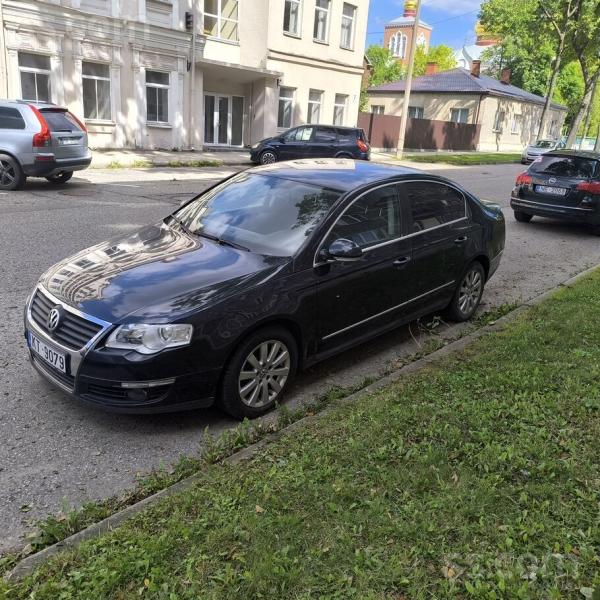 Melns Volkswagen Passat B6 2007 Daugavpils, ar dzinēja tilpumu 2.00 L un nobraukumu 260 tūkst. km par 700 €, foto 1 vietnē AUTOMOTO.COM.LV