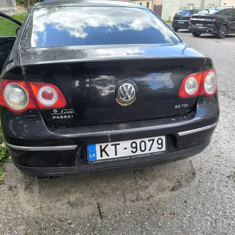 Melns Volkswagen Passat B6 2007 Daugavpils, ar dzinēja tilpumu 2.00 L un nobraukumu 260 tūkst. km par 700 €, foto 7 vietnē AUTOMOTO.COM.LV