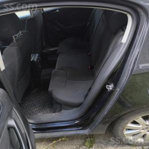 Melns Volkswagen Passat B6 2007 Daugavpils, ar dzinēja tilpumu 2.00 L un nobraukumu 260 tūkst. km par 700 €, foto 9 vietnē AUTOMOTO.COM.LV