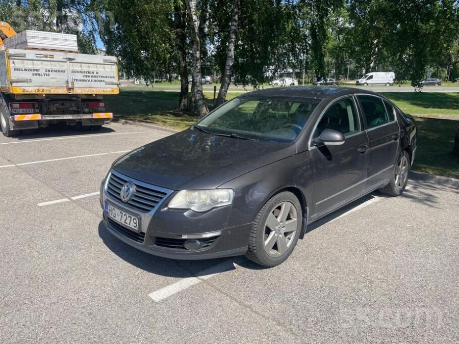 Черный Фольксваген Пассат Б6 2008 в Рига, объемом двигателя 1.90 л и пробегом 352 тыс. км за 990 €, фото 1 на AUTOMOTO.COM.LV