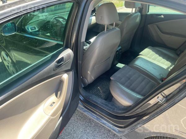 Black Volkswagen Passat B6 2008 in Riga, with an engine capacity of 1.90 L and mileage of 352 thousand km for 990 €, photo 4 on AUTOMOTO.COM.LV