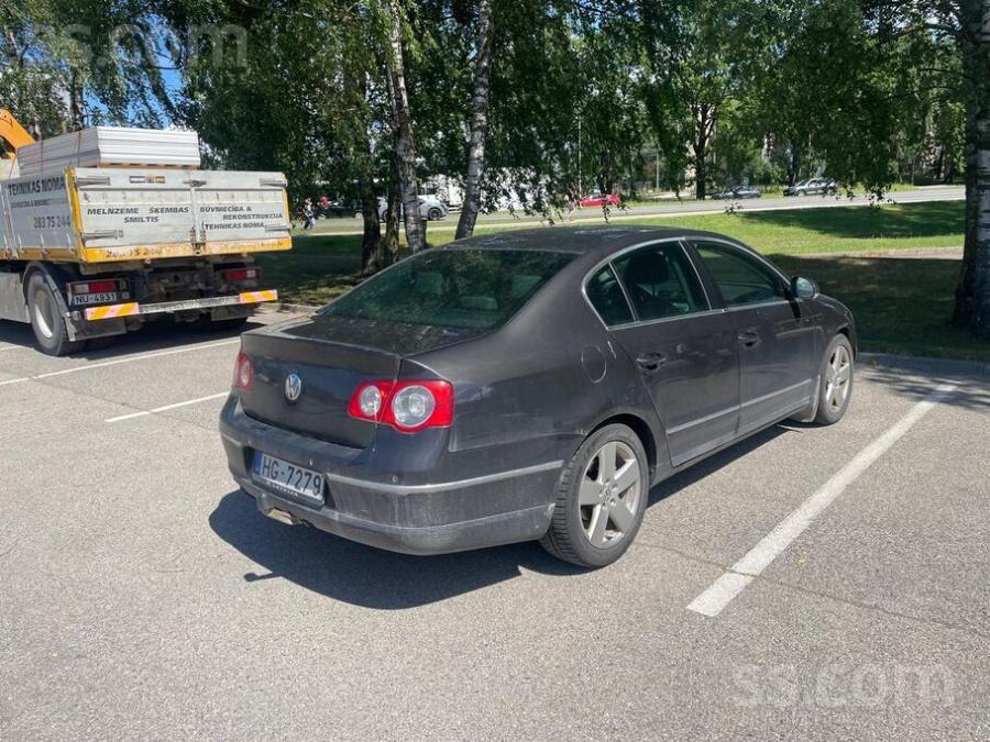 Черный Фольксваген Пассат Б6 2008 в Рига, объемом двигателя 1.90 л и пробегом 352 тыс. км за 990 €, фото 13 на AUTOMOTO.COM.LV
