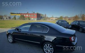 Black Volkswagen Passat B6 2009 in Telschi, with an engine capacity of 2.00 L and mileage of 251 thousand km for 4199 €, photo 9 on AUTOMOTO.COM.LV