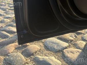Black Volkswagen Passat B6 2009 in Riga, with an engine capacity of 2.00 L and mileage of 390 thousand km for 2200 €, photo 9 on AUTOMOTO.COM.LV