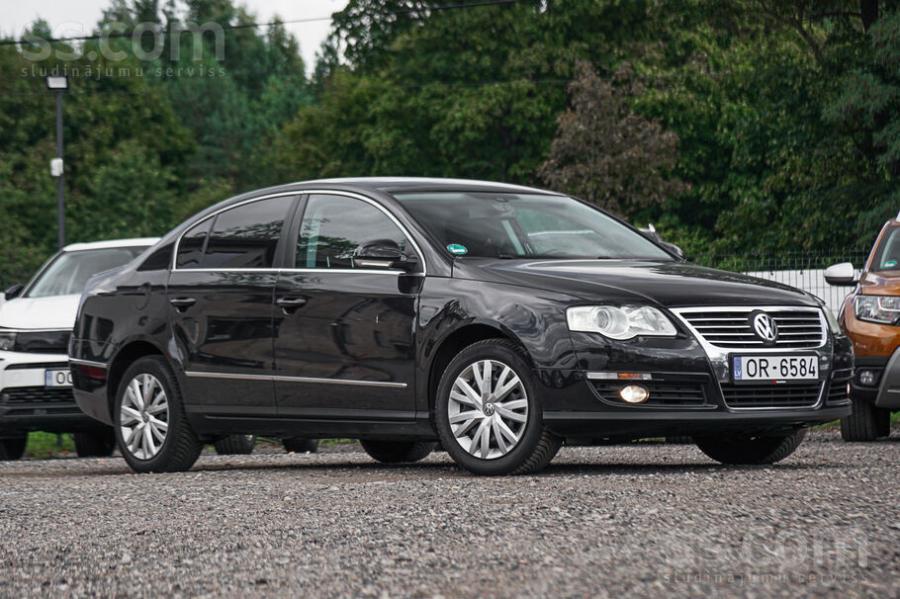 Black Volkswagen Passat B6 2009 in Riga, with an engine capacity of 1.80 L and mileage of 198 thousand km for 4590 €, photo 3 on AUTOMOTO.COM.LV