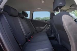 Melns Volkswagen Passat B6 2005 Liepāja, ar dzinēja tilpumu 2.00 L un nobraukumu 118 tūkst. km par 3150 €, foto 12 vietnē AUTOMOTO.COM.LV