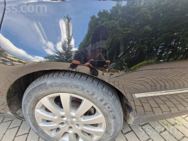 Melns Volkswagen Passat B6 2005 Liepāja, ar dzinēja tilpumu 2.00 L un nobraukumu 360 tūkst. km par 1150 €, foto 5 vietnē AUTOMOTO.COM.LV