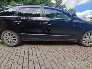 Melns Volkswagen Passat B6 2005 Liepāja, ar dzinēja tilpumu 2.00 L un nobraukumu 360 tūkst. km par 1150 €, foto 9 vietnē AUTOMOTO.COM.LV