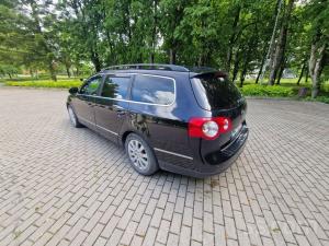Melns Volkswagen Passat B6 2005 Liepāja, ar dzinēja tilpumu 2.00 L un nobraukumu 360 tūkst. km par 1150 €, foto 12 vietnē AUTOMOTO.COM.LV