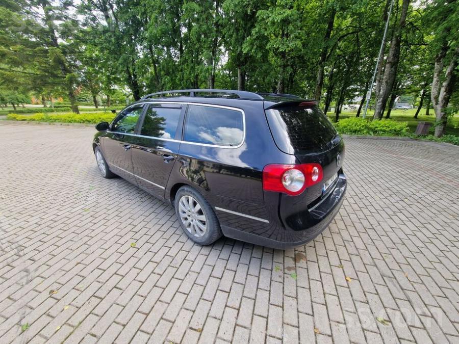 Melns Volkswagen Passat B6 2005 Liepāja, ar dzinēja tilpumu 2.00 L un nobraukumu 360 tūkst. km par 1150 €, foto 12 vietnē AUTOMOTO.COM.LV